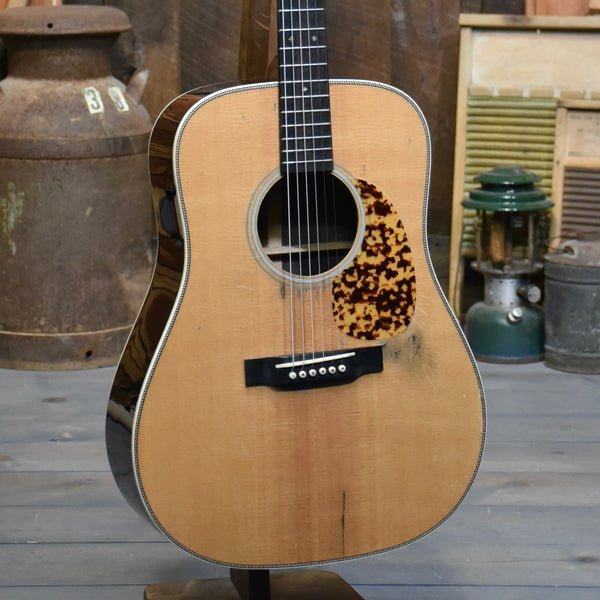 Used/Vintage Instruments - Banjo Ben's General Store