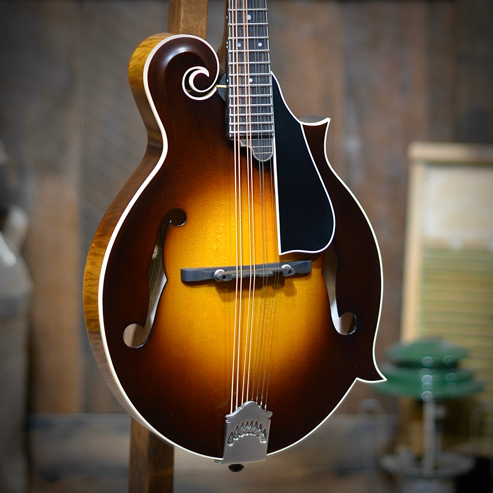 Pava A5 Satin A-Style Mandolin With Case - Banjo Ben's General Store